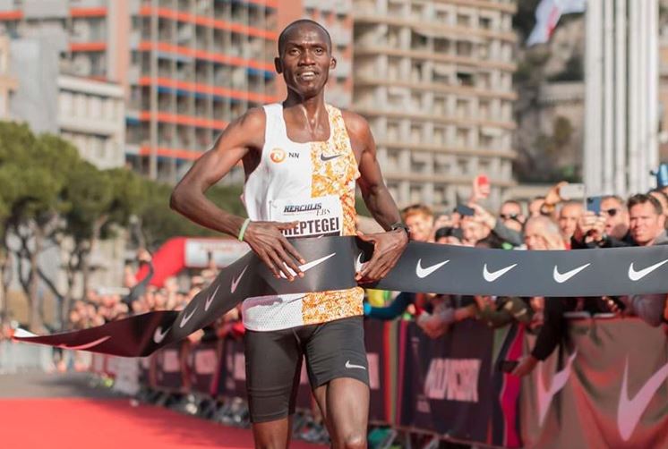 Joshua Cheptegei Shatters 5K World Record In Monaco Runner s World Joshua Cheptegei Shatters 5K World Record In Monaco Runner s World